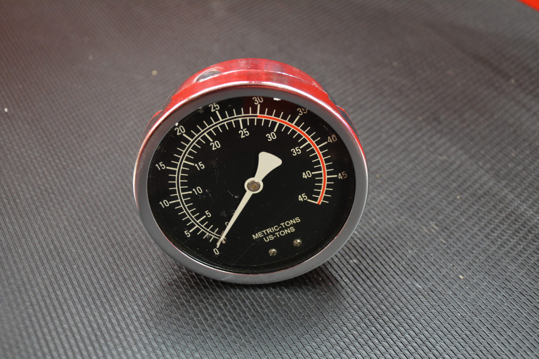 Manometer 30 tonn - Garage 15